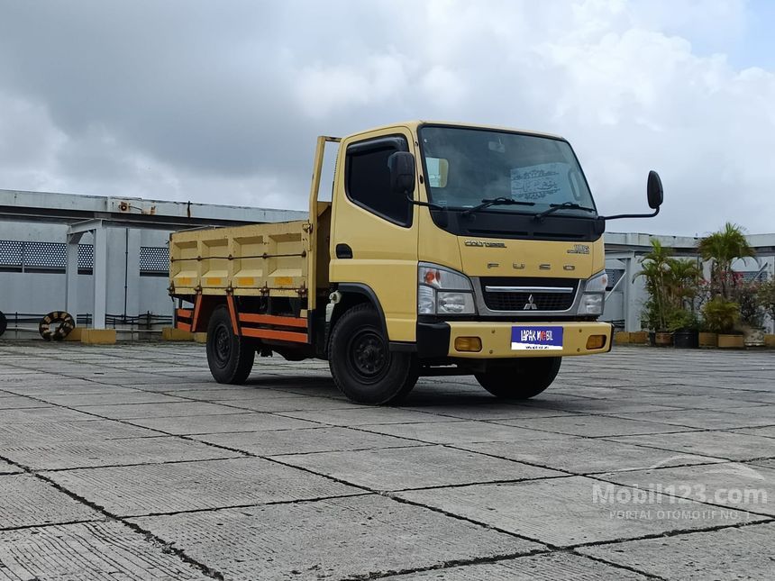 Jual Mobil Mitsubishi Colt Diesel 2020 FE71 PS 3.9 di DKI Jakarta ...