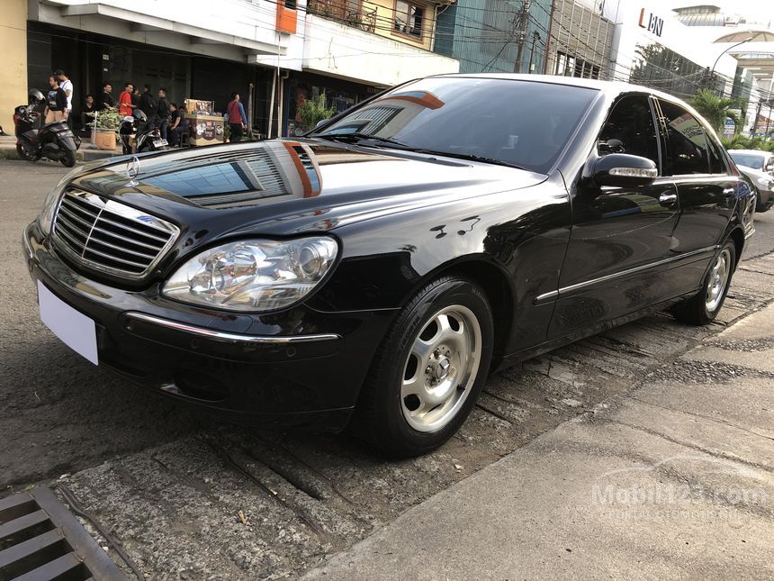 Jual Mobil Mercedes-Benz S320 2002 3.2 di DKI Jakarta Automatic Sedan Hitam Rp 147.000.000 ...