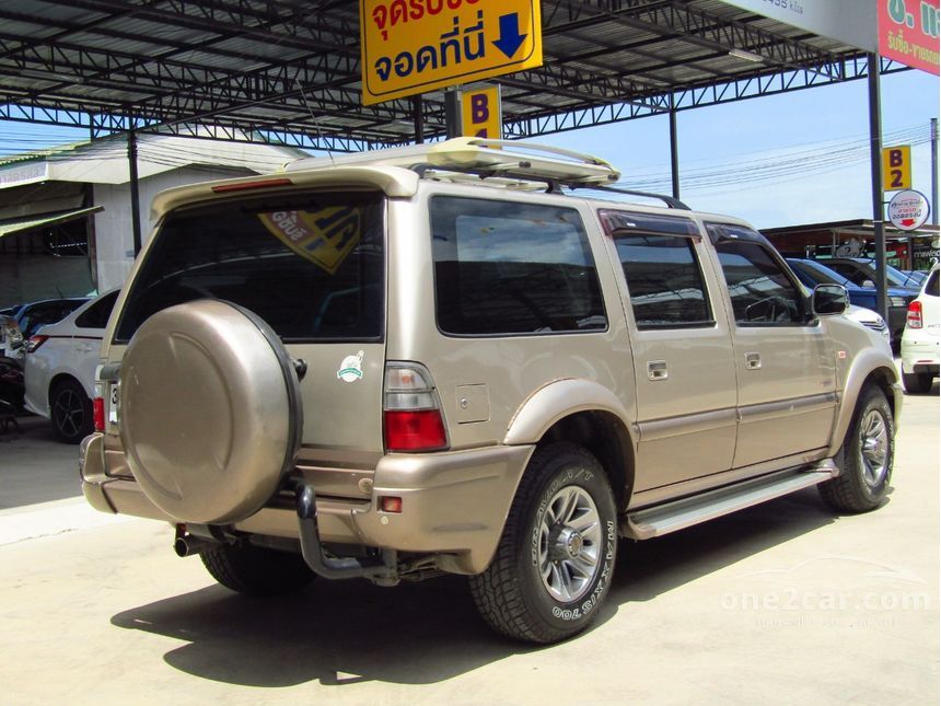 1999 Isuzu Adventure 2.8 (ปี 96-00) 4x2 Wagon MT for sale on One2car