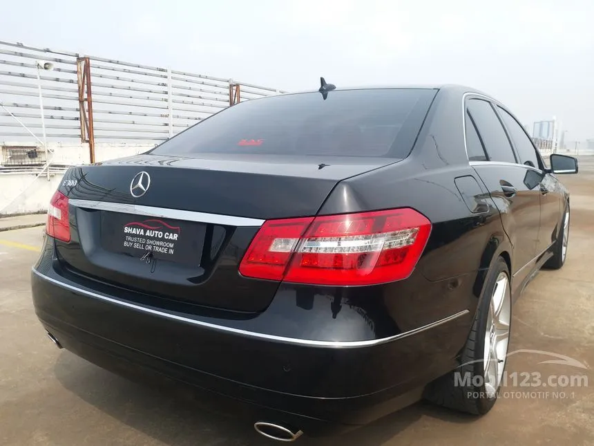 Jual Mobil Mercedes-Benz E300 2009 Elegance 3.0 di DKI Jakarta ...