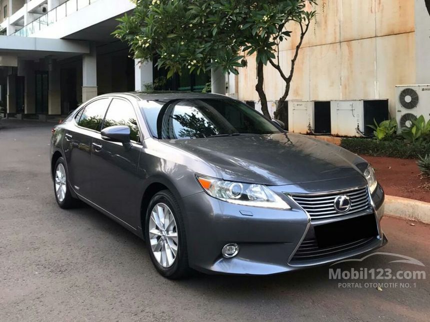 Jual Mobil Lexus ES300h 2014 ES300h 2.5 di DKI Jakarta Automatic Sedan Abu-abu Rp 450.000.000 ...