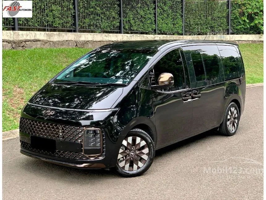 Jual Mobil Hyundai Staria 2022 Signature 7 2.2 di DKI Jakarta Automatic ...