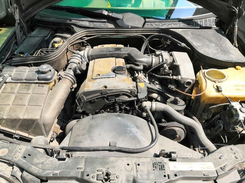 1995 Mercedes-Benz C220 2.2 W202 (ปี 93-00) Sedan AT for sale on One2car