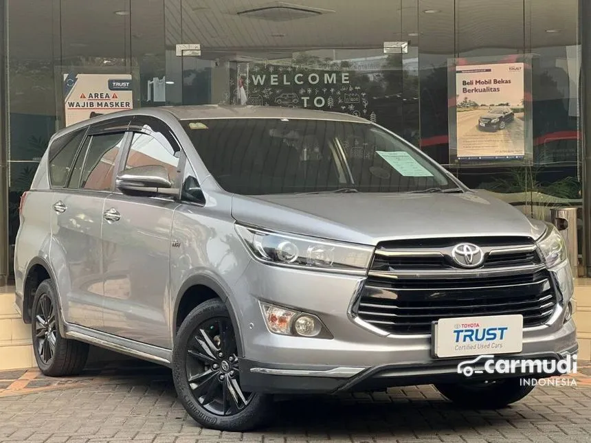 Toyota Innova Venturer 2017 2.0 in DKI Jakarta Automatic Wagon Silver ...