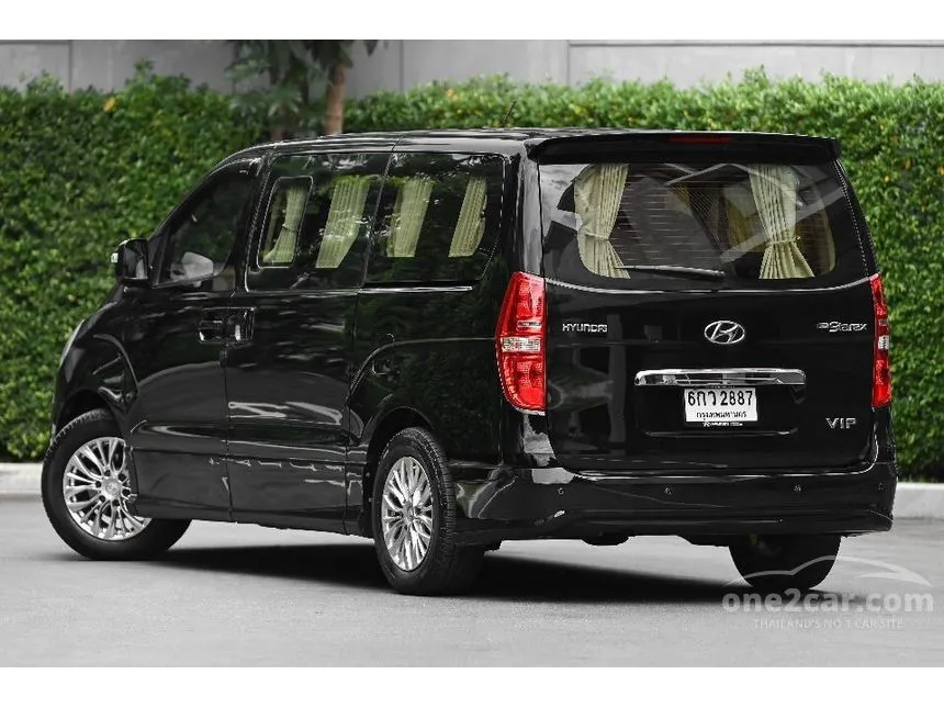 2016 Hyundai Grand Starex 2.5 (ปี 10-17) VIP Wagon for sale on One2car