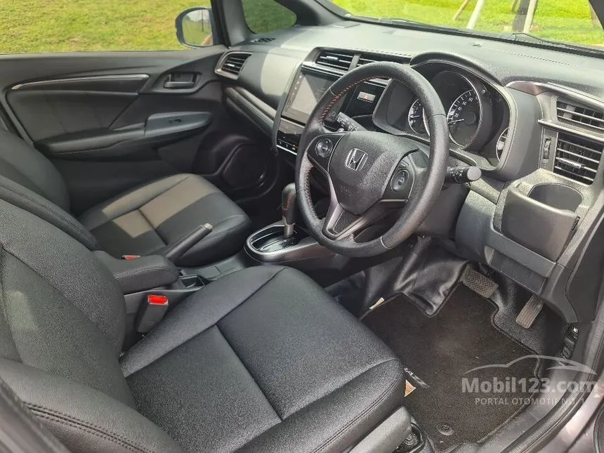 Jual Mobil Honda Jazz 2020 RS 1.5 di Banten Automatic Hatchback Abu-abu ...