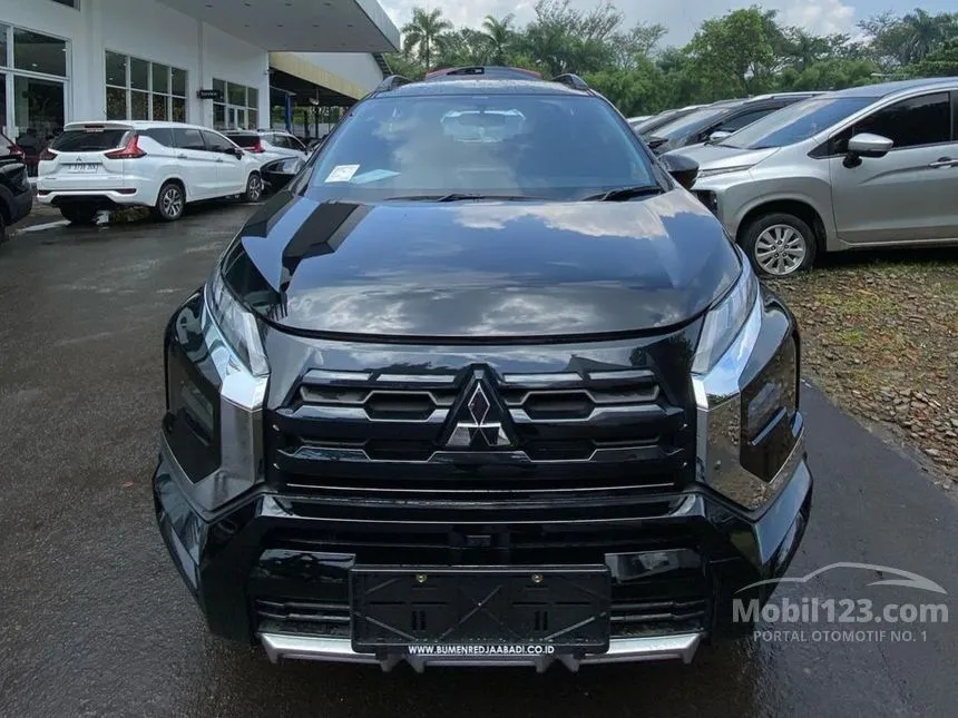 Jual Mobil Mitsubishi Xpander 2023 CROSS Premium Package 1.5 di DKI ...