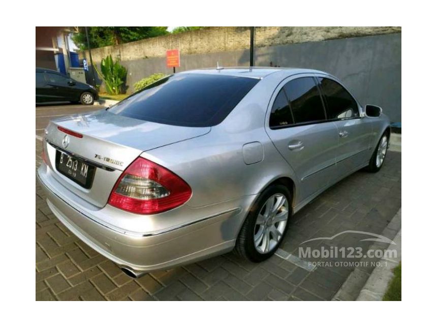 Jual Mobil Mercedes-Benz E230 2009 E230 2.5 di Jawa Barat Automatic ...