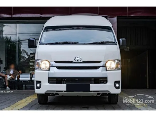 Jual Toyota Hiace Commuter Bekas di Indonesia Harga Murah, Kondisi ...