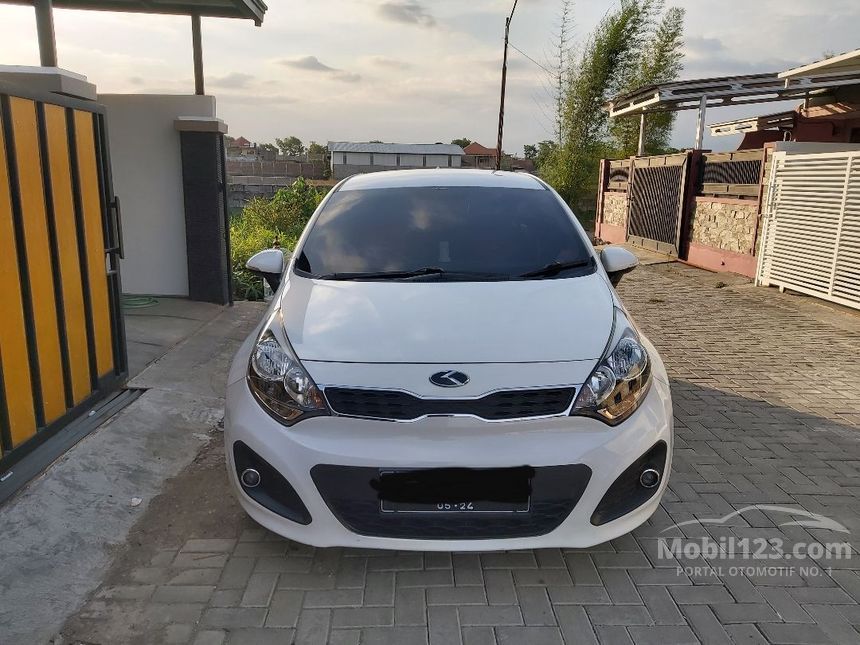 Jual Mobil KIA Rio 2014 1.4 di Jawa Barat Manual Hatchback Putih Rp 130 ...