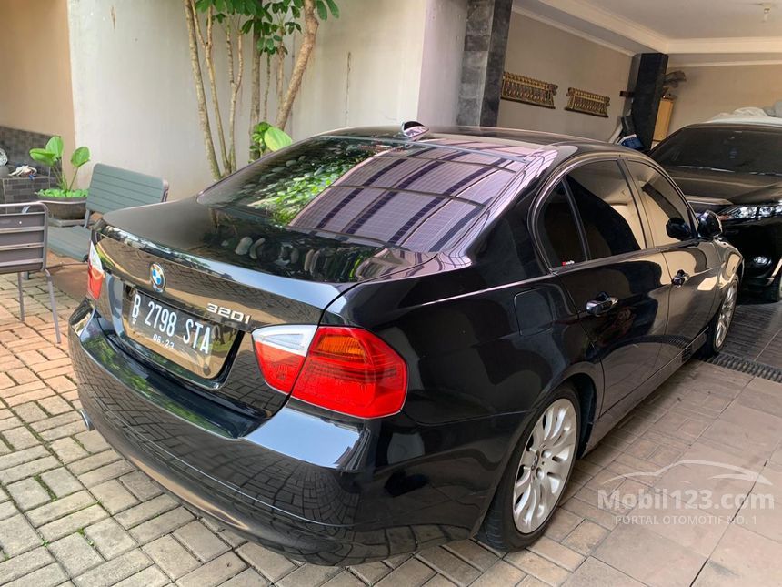 Jual Mobil BMW 320i 2008 E90 2.0 di DKI Jakarta Automatic Sedan Hitam Rp 150.000.000 - 5859123 ...