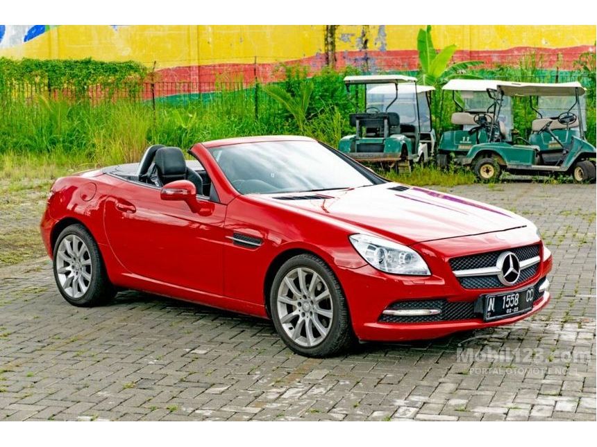 Jual Mobil Mercedes-Benz SLK200 2011 CGI 1.8 di Jawa Timur Automatic ...