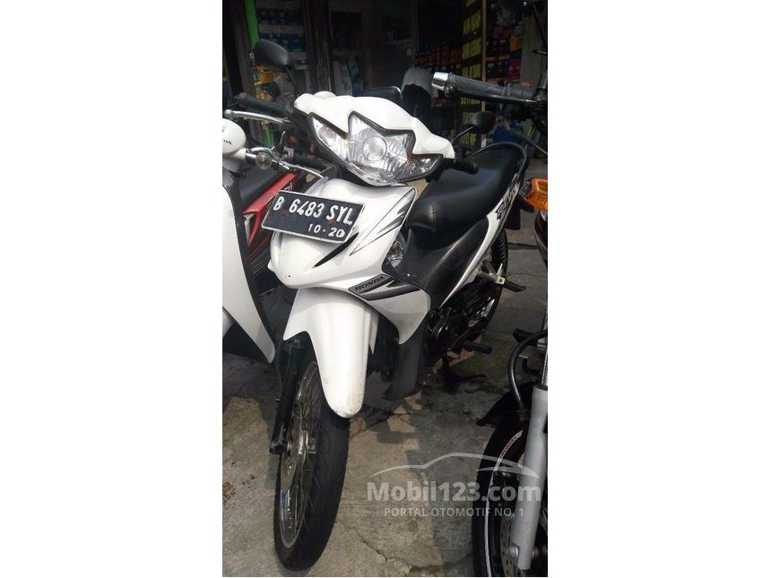 Jual Motor Honda Revo 2010 0.1 di DKI Jakarta Manual Putih Rp 4.500.000 ...