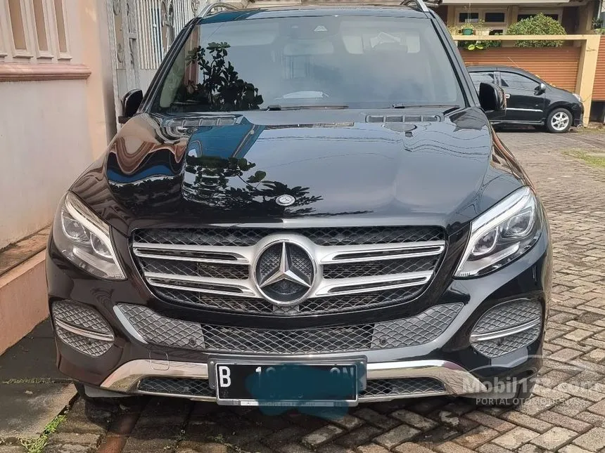 Jual Mobil Mercedes-Benz GLE400 2017 Exclusive 4Matic 3.0 di DKI Jakarta Automatic SUV Hitam Rp ...