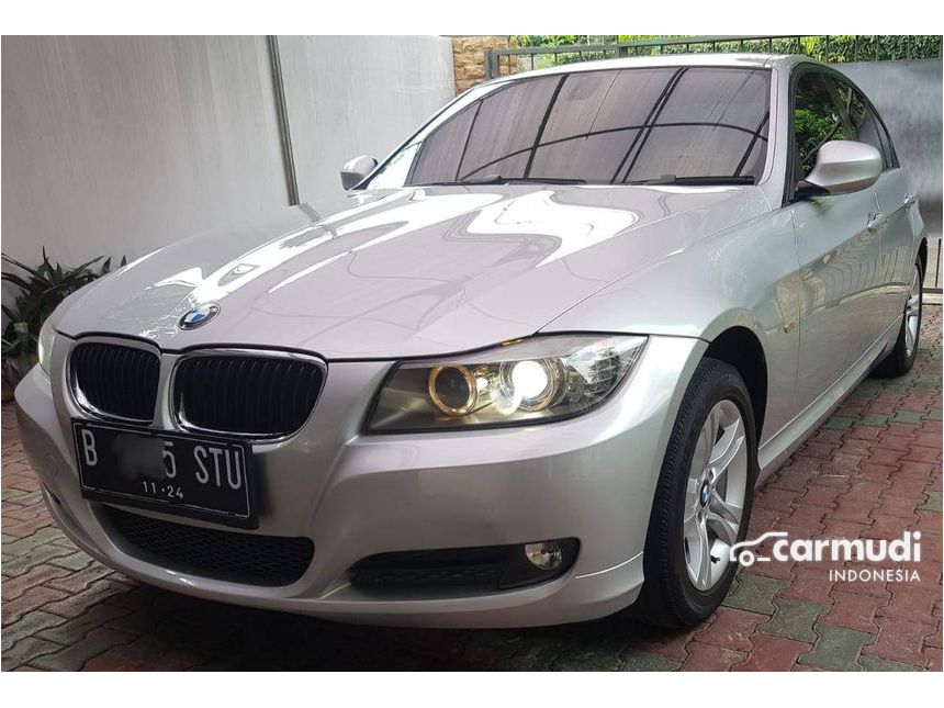 Jual Mobil BMW 320i 2009 E90 ( Facelift ) 2.0 Sedan 2.0 di Indonesia (Lainnya) Automatic Abu-abu ...