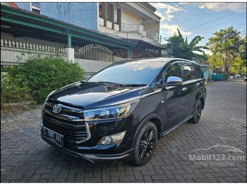 Jual Mobil Toyota Innova Venturer 2018 2.0 di Jawa Timur Automatic ...