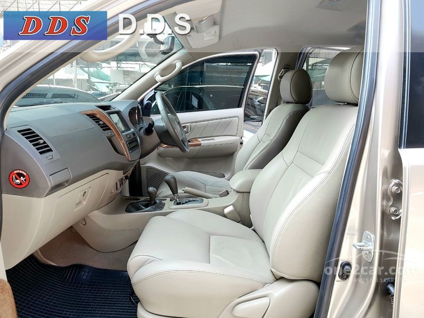 Toyota Fortuner 2010 V 3.0 in กรุงเทพและปริมณฑล Automatic SUV สีน้ำตาล ...