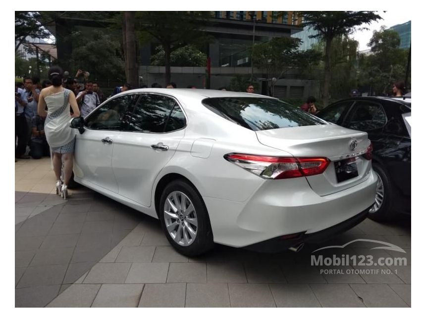 Jual Mobil Toyota Camry 2019 V 2.5 di DKI Jakarta Automatic Sedan Putih ...