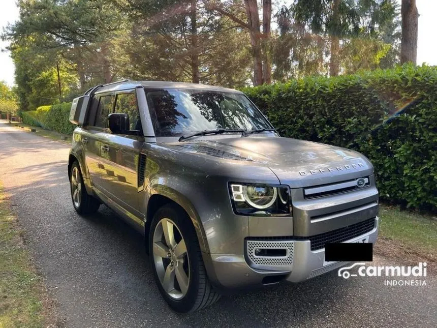 Jual Mobil Land Rover Defender 2022 110 P400 Explorer Package 3.0 di ...