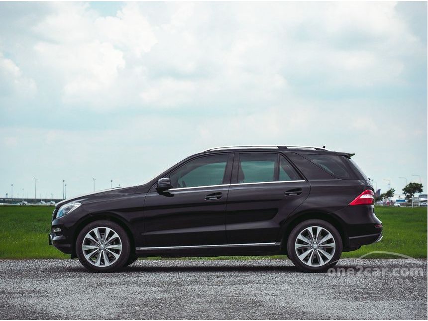 Mercedes-Benz ML250 CDI 2015 2.1 in กรุงเทพและปริมณฑล Automatic SUV สี ...