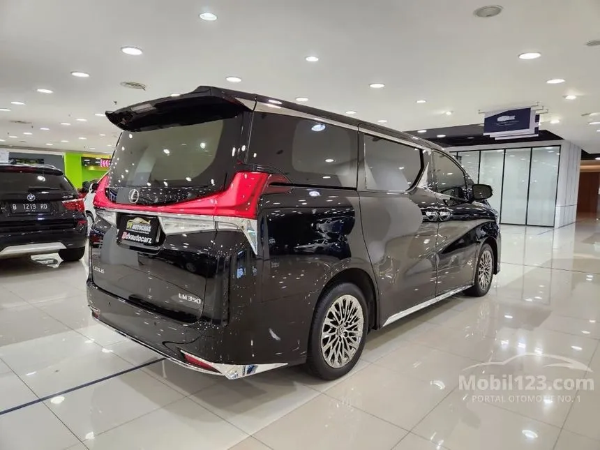 Jual Mobil Lexus LM350 2022 3.5 di DKI Jakarta Automatic Van Wagon Hitam Rp 1.888.000.000 ...