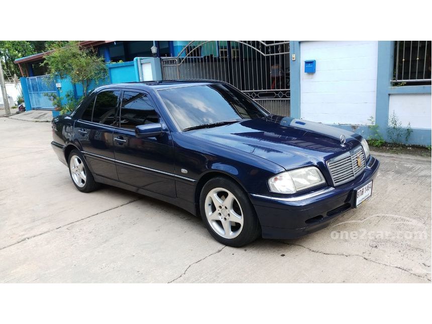 Mercedes-Benz C240 2000 2.4 in กรุงเทพและปริมณฑล Automatic Sedan สีน้ำ ...