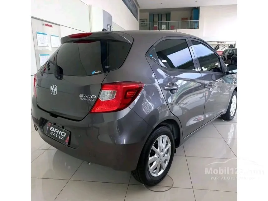 Jual Mobil Honda Brio 2022 E Satya 1.2 di Jawa Barat Automatic ...