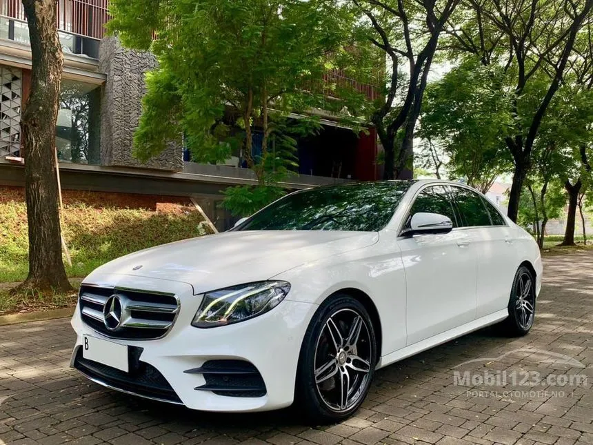 Jual Mobil Mercedes-Benz E300 2017 AMG Line 2.0 di DKI Jakarta Automatic Sedan Putih Rp 685.000. ...