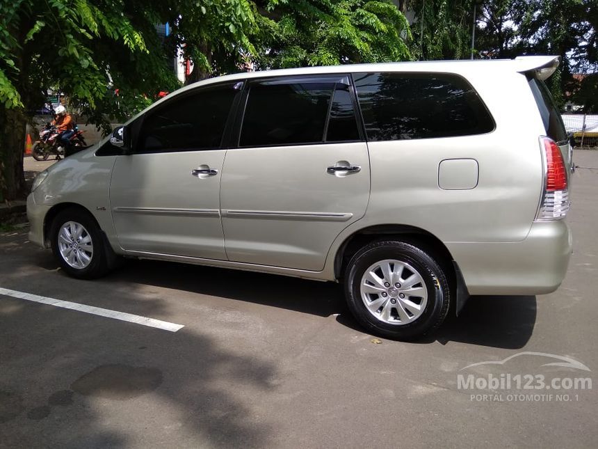Jual Mobil Toyota Kijang Innova 2010 V 2.5 di DKI Jakarta Automatic MPV ...
