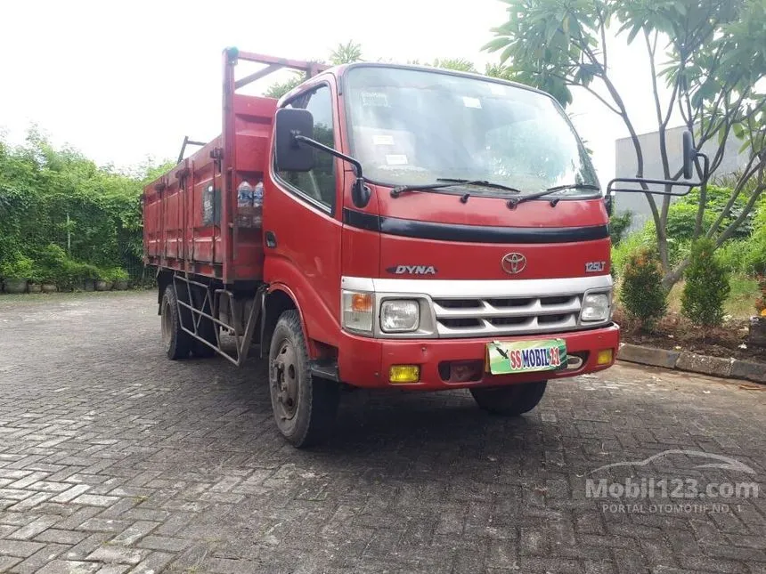 Jual Mobil Toyota Dyna 2005 4.0 di Jawa Timur Manual Trucks Merah Rp 87 ...