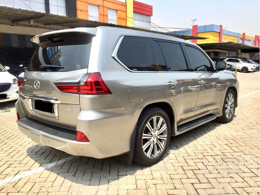 Jual Mobil Lexus LX570 2016 5.7 di DKI Jakarta Automatic SUV Silver Rp ...