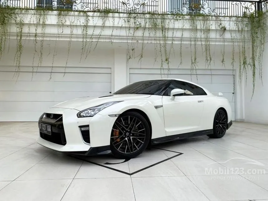 Jual Mobil Nissan GT-R 2022 Nismo 3.8 di DKI Jakarta Automatic Coupe ...
