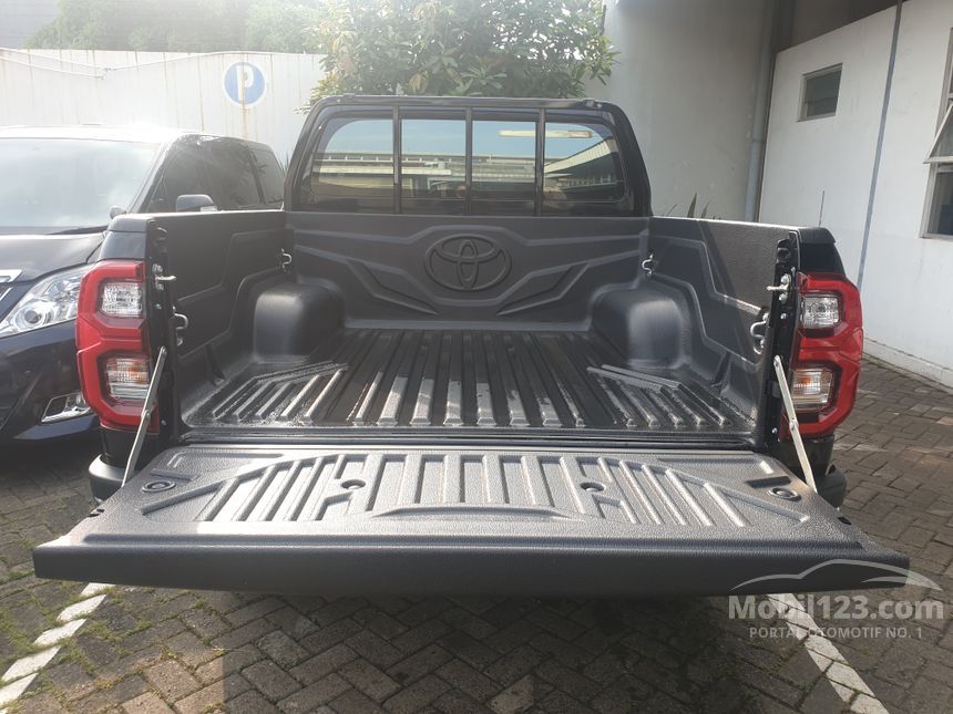 Jual Mobil Toyota Hilux 2021 V 2.4 di DKI Jakarta Automatic Pick-up Hitam Rp 489.990.000 ...