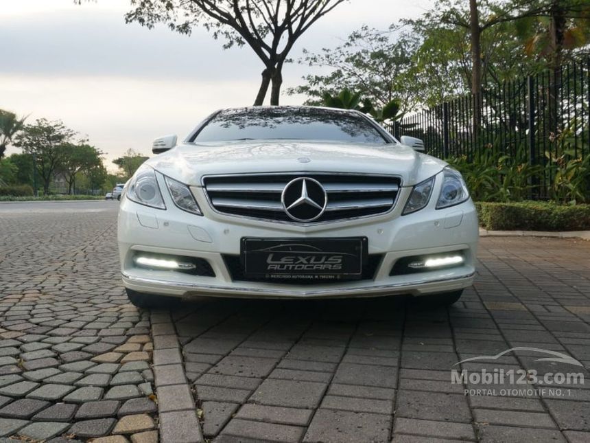 Jual Mobil Mercedes-Benz E200 2012 CGI 1.8 di DKI Jakarta Automatic Coupe Putih Rp 475.000.000 ...