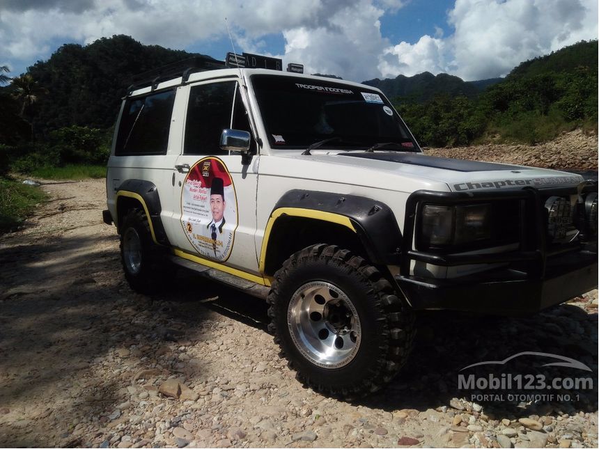 Jual Mobil Chevrolet Trooper 1985 2.3 di Sumatera Barat Manual SUV ...