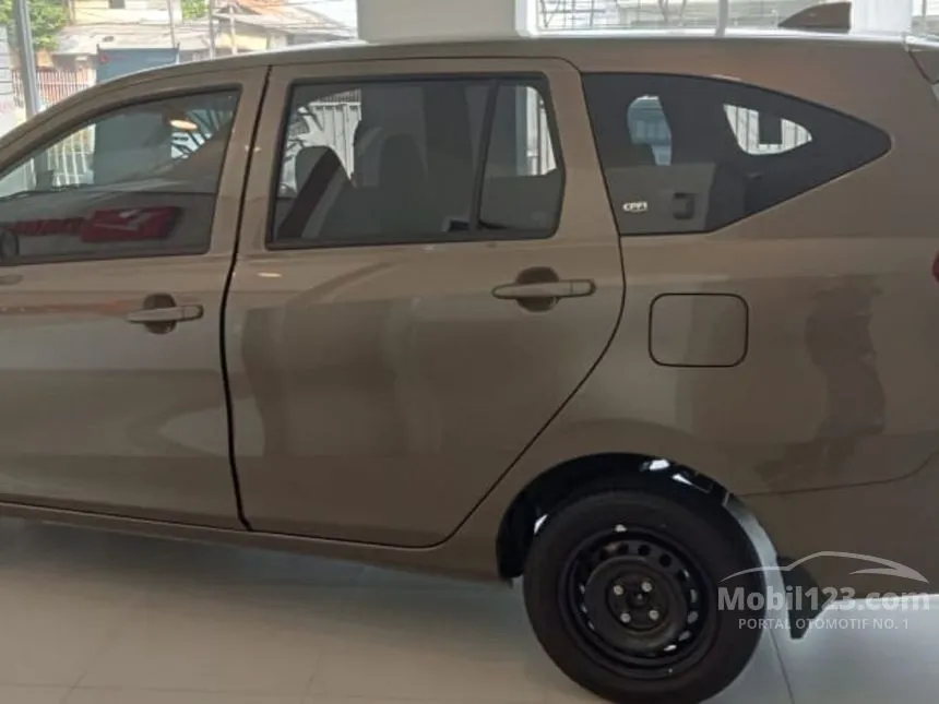 Jual Mobil Daihatsu Sigra 2022 M 1.0 di DKI Jakarta Manual MPV Abu-abu ...