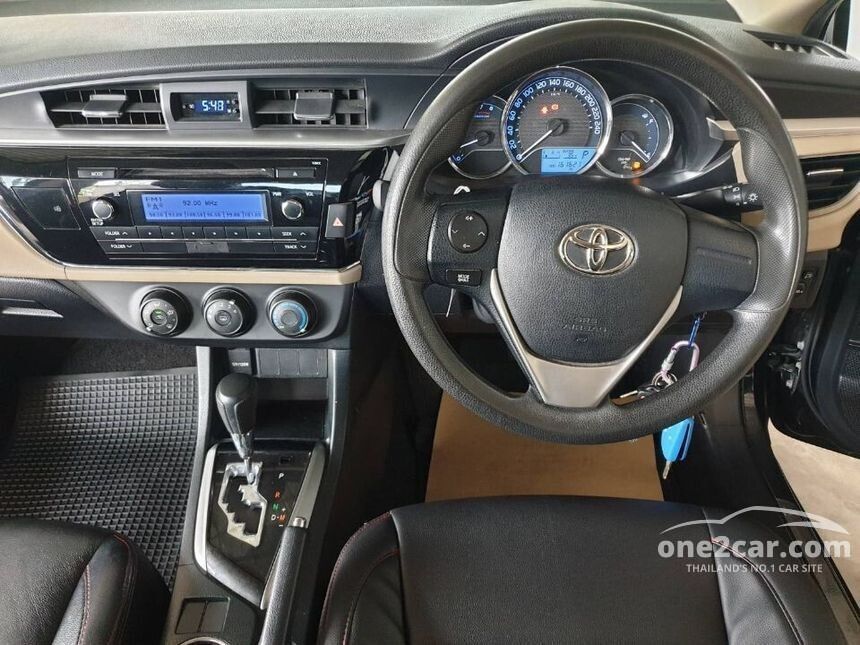 Toyota Corolla Altis 2016 (ปี 14-18) E 1.8 เกียร์อัตโนมัติ สีดำ ...