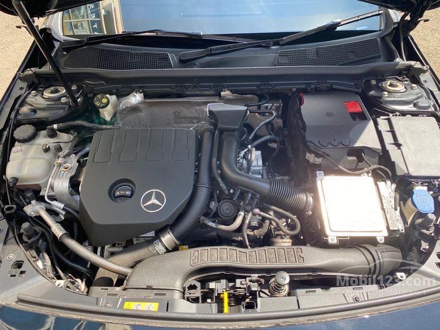 Jual Mobil Mercedes-Benz A200 2019 Progressive Line 1.3 di Jawa Barat ...