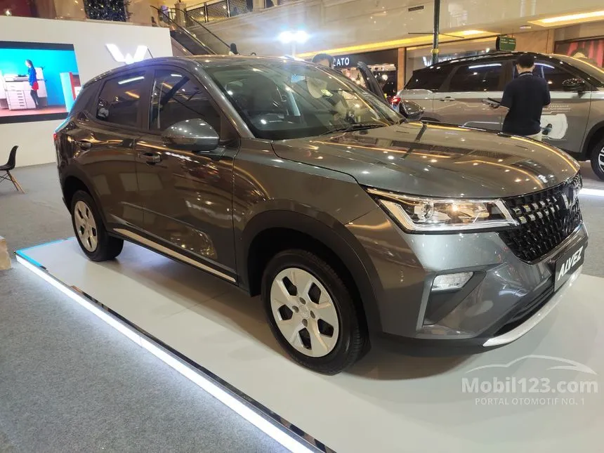 Jual Mobil Wuling Alvez 2023 SE 1.5 di DKI Jakarta Manual Wagon Silver ...