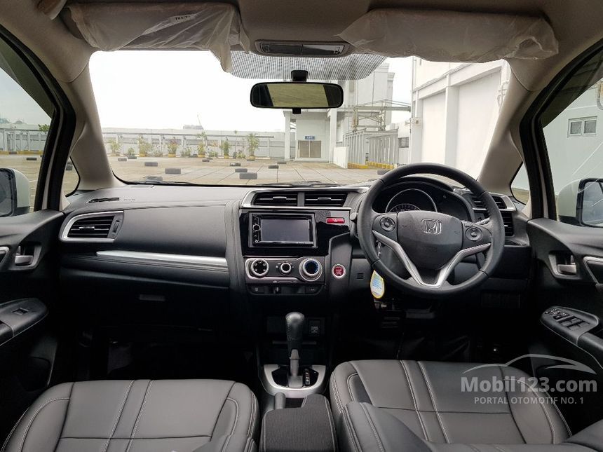 Jual Mobil Honda Jazz 2015 RS 1.5 di DKI Jakarta Automatic Hatchback ...