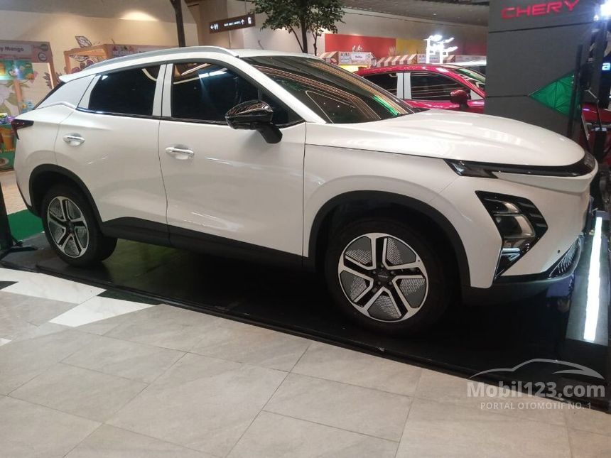 Jual Mobil Chery Omoda E5 2024 EV di Jawa Barat Automatic Wagon Putih ...