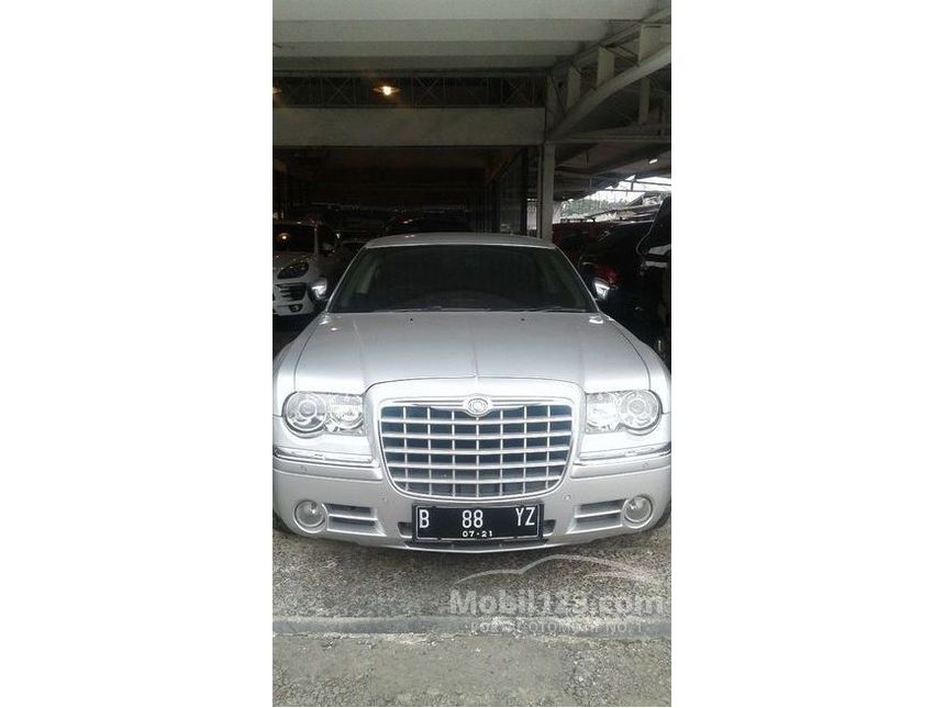 Jual Mobil Chrysler 300C 2011 3.6 di DKI Jakarta Automatic Sedan Silver ...