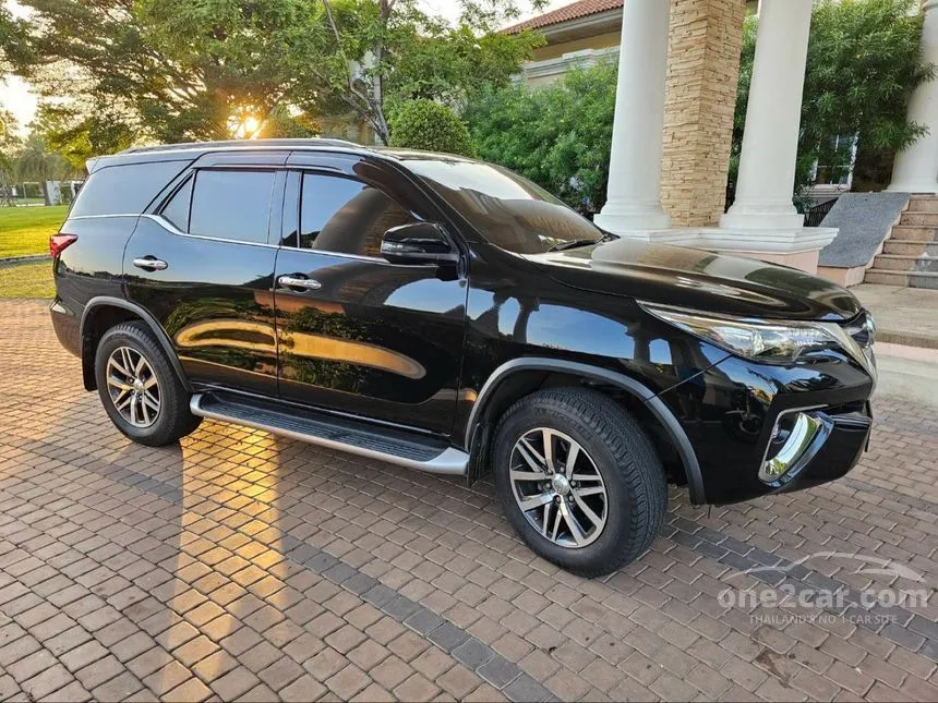 2020 Toyota Fortuner (ปี 15-25) 2.4 V SUV AT for sale on One2car