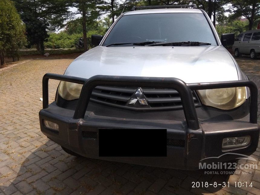Jual Mobil Mitsubishi Strada Triton 2010 HDX Double Cab 2.8 di DKI ...