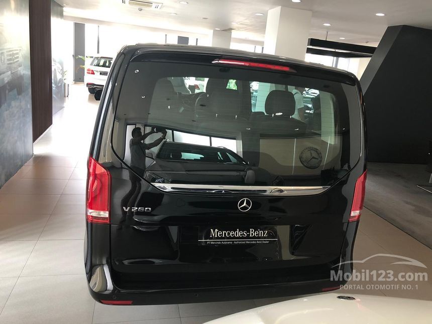 Jual Mobil Mercedes-Benz V260 2018 Avantgarde 2.0 di DKI Jakarta ...
