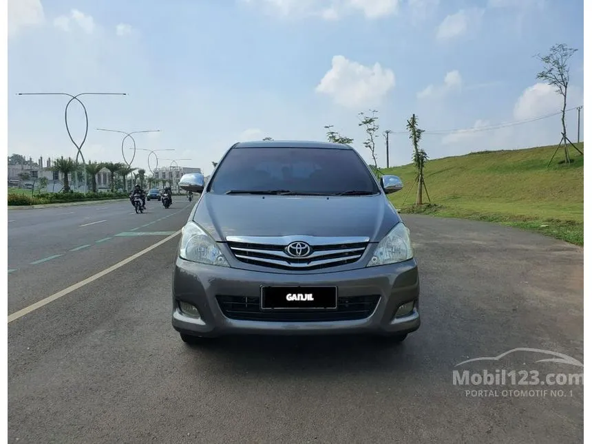 Jual Mobil Toyota Kijang Innova 2009 V 2.0 di DKI Jakarta Automatic MPV ...