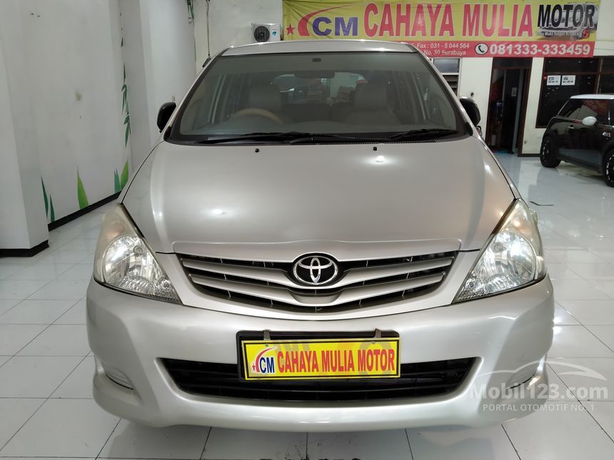 Jual Mobil Toyota Kijang Innova 2011 J 2.0 di Jawa Timur Manual MPV ...