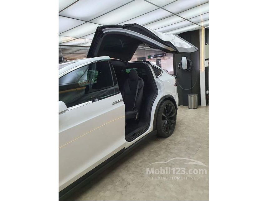 Jual Mobil Tesla Model X 2020 75D di DKI Jakarta Automatic Wagon Putih ...
