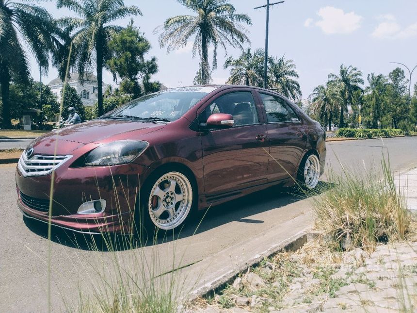 Jual Mobil Toyota Limo 2009 1.5 di Jawa Barat Manual Sedan Marun Rp 85. ...