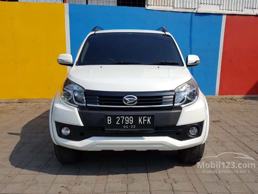 Jual Mobil Daihatsu Terios 2017 R 1.5 di DKI Jakarta Manual SUV Putih ...